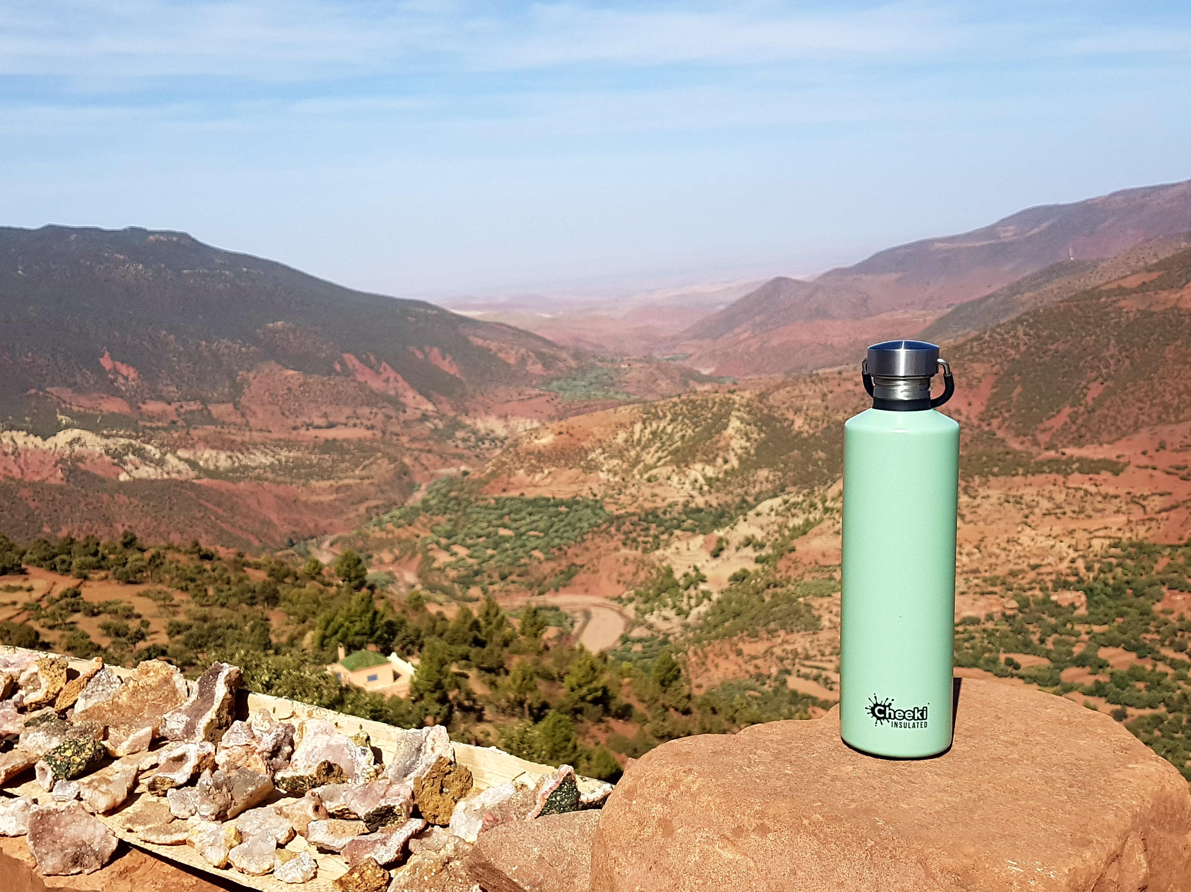 The best water bottles for hiking, trekking, surfing and bush walking ...